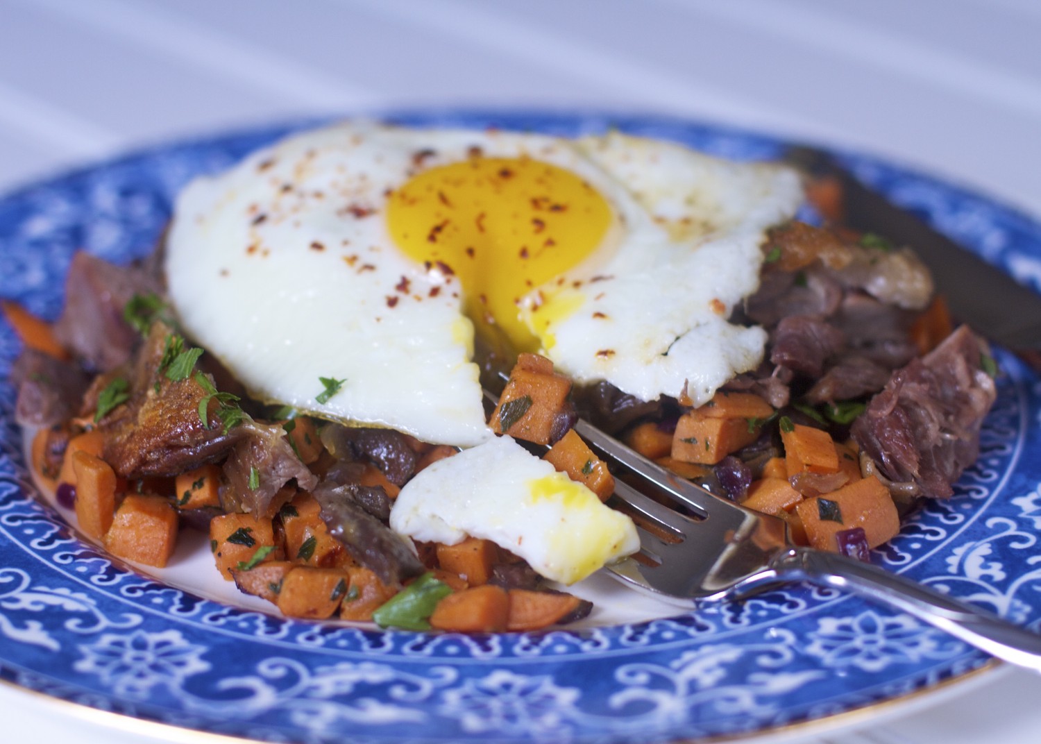 Duck confit hash with egg - Paleo Spirit